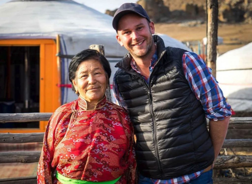 9/5 İşini Bırakıp 7/24 Gezgin Olan Adam: Micheal Turtle -Biletall Blog